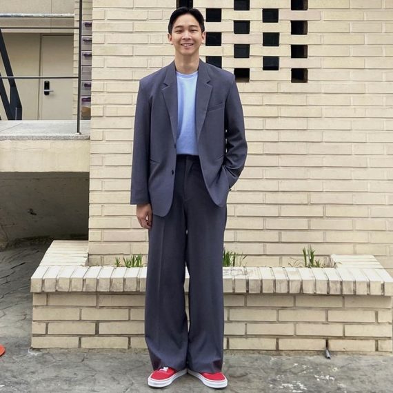 5 Loose-Fit Suit Looks You'll Want to Copy - Crossroads