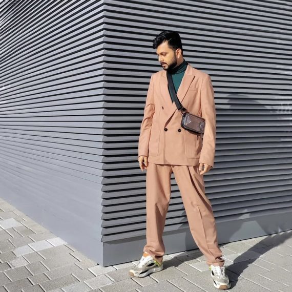 5 Loose-Fit Suit Looks You'll Want to Copy - Crossroads