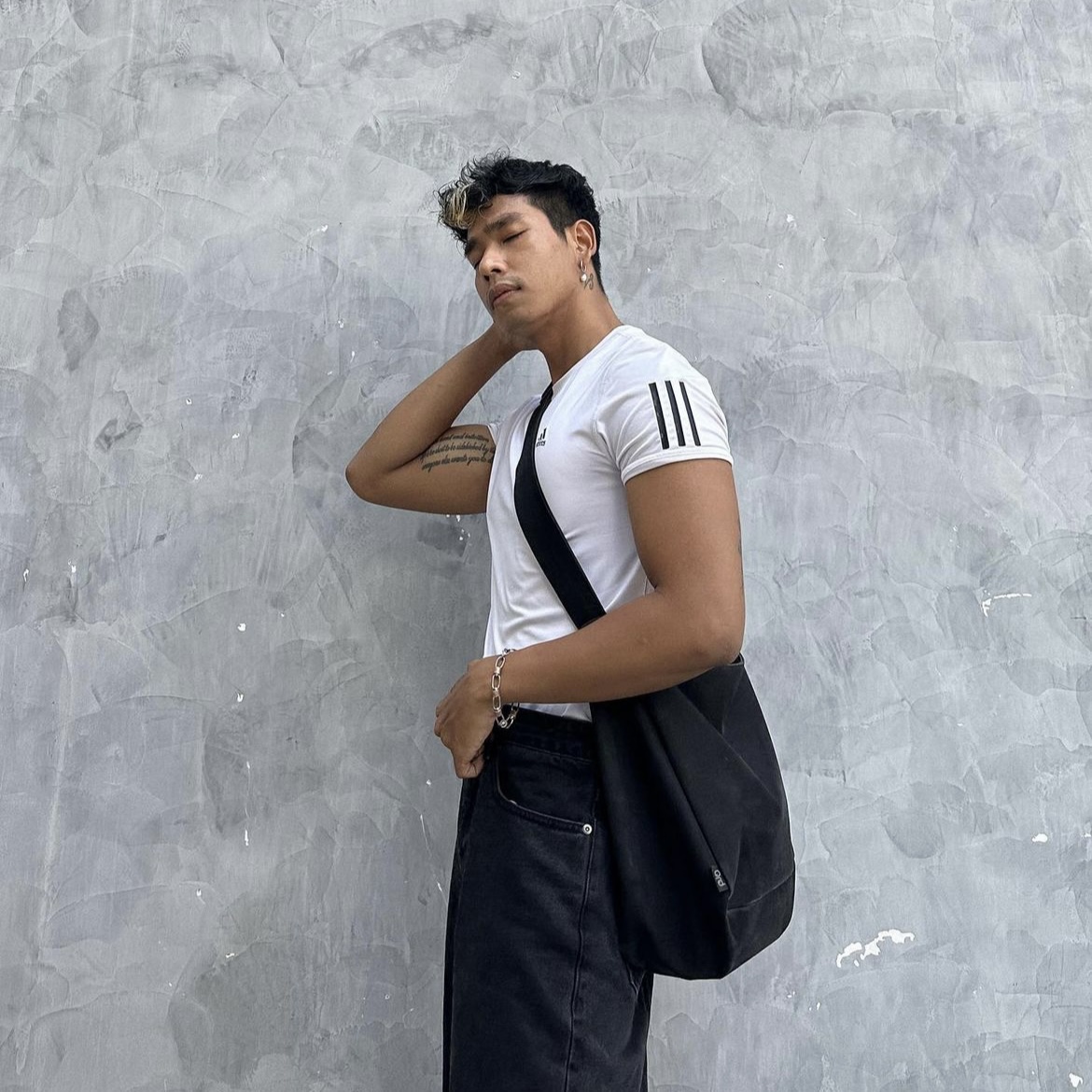 Sporty Chic Style in 7 Looks - Crossroads