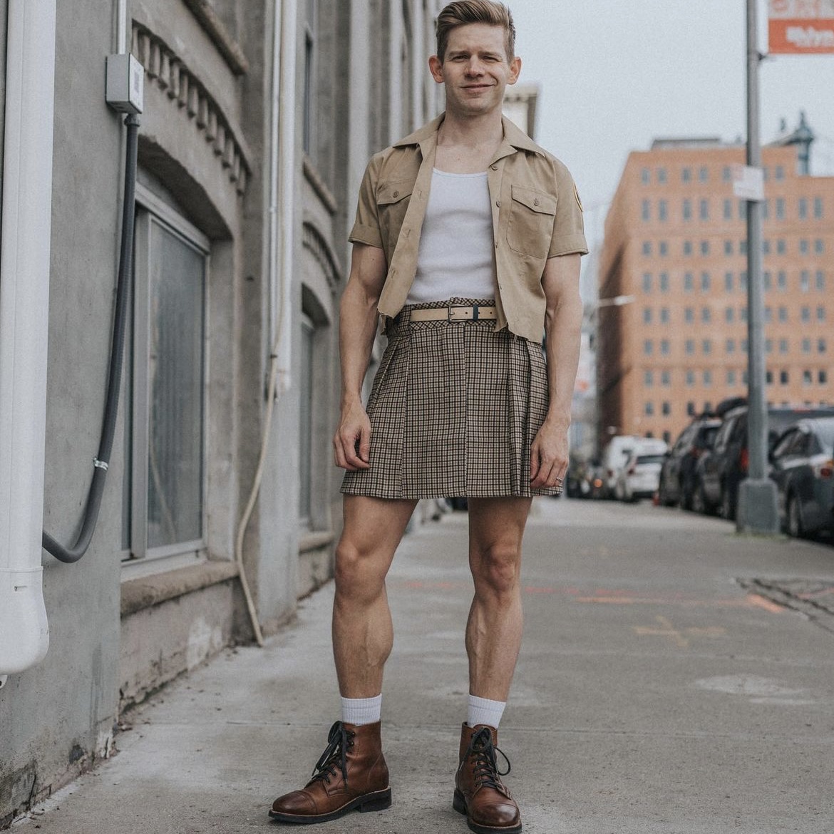 How to Wear Pleats for Spring - Crossroads