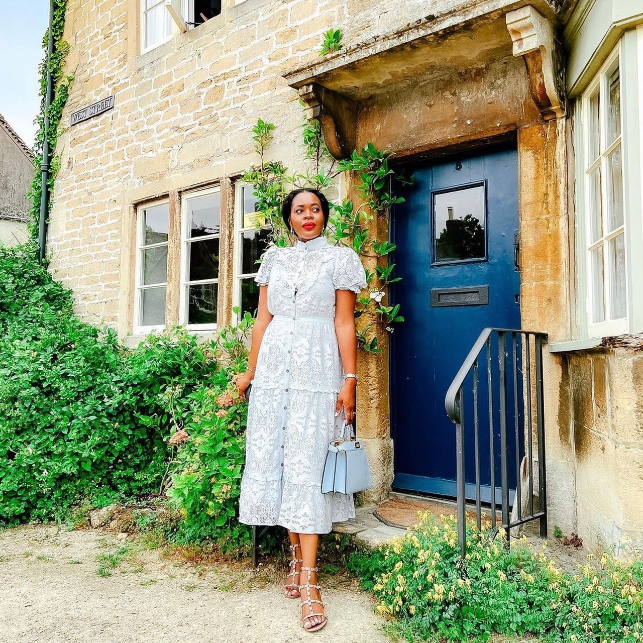 Style Inspiration: Lace Dresses - Crossroads