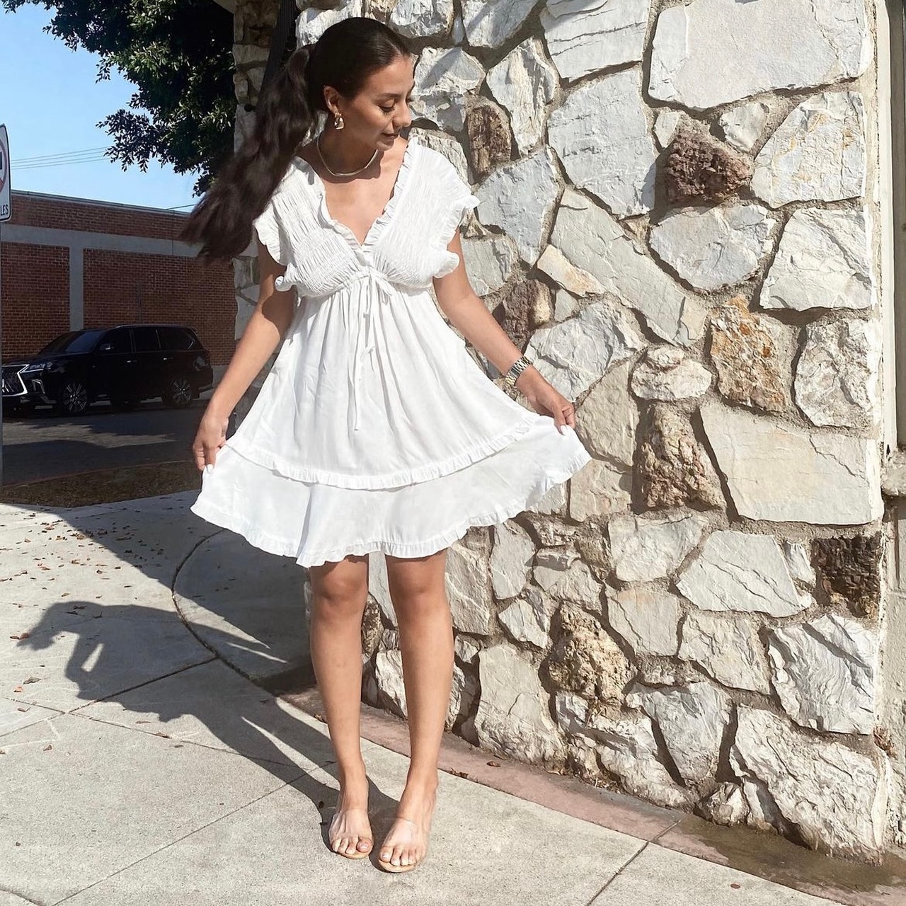 Classic Summer: The White Sundress - Crossroads